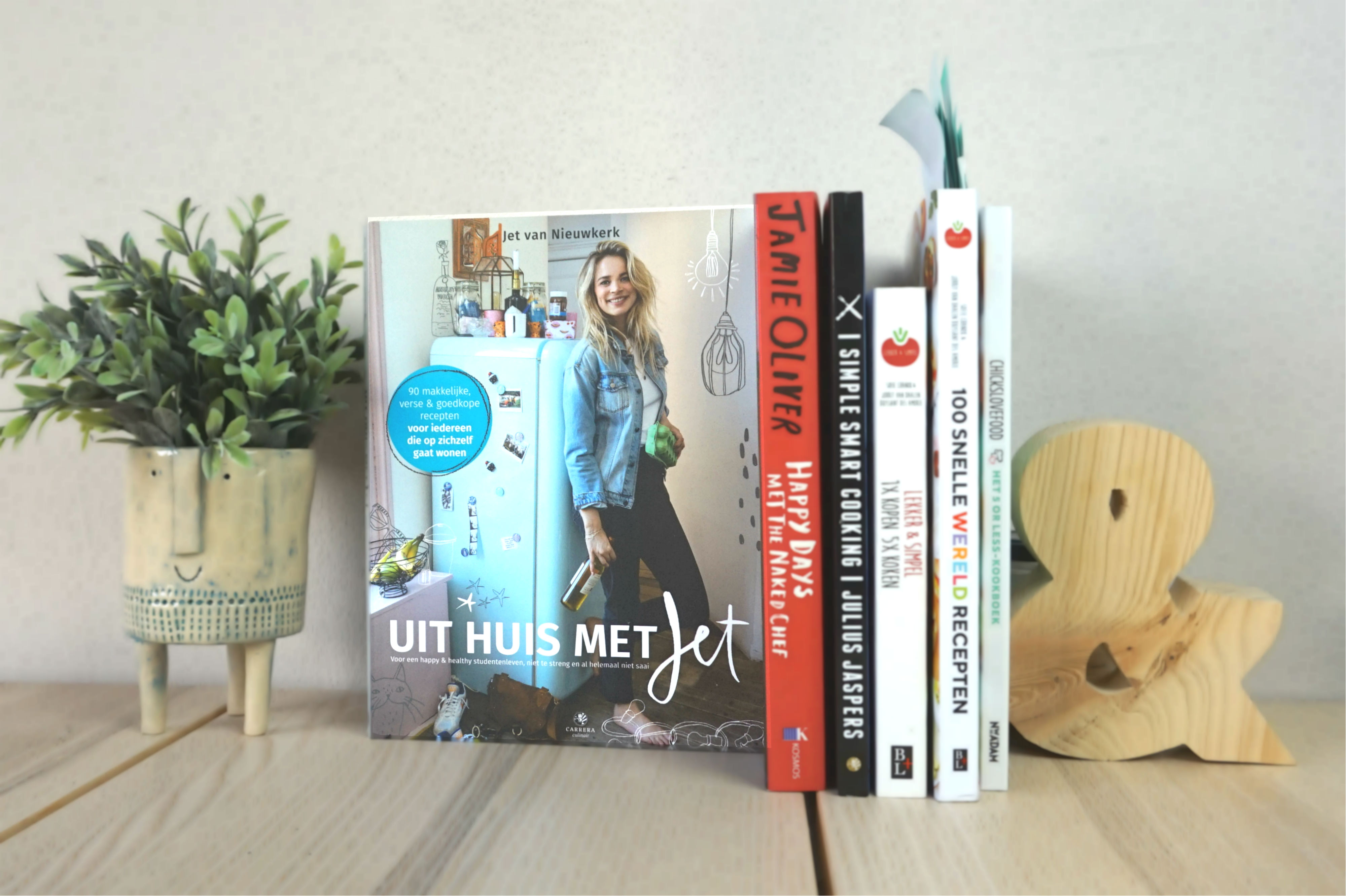 Boek review: Uit huis met Jet - Jet van Nieuwkerk - Gierige Gerda